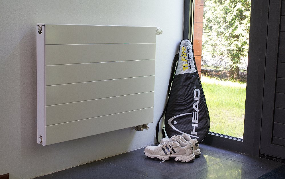 STELRAD PLANAR STYLE dekoračný radiátor 33 200 x 600 mm ST-PS-33/02 ...